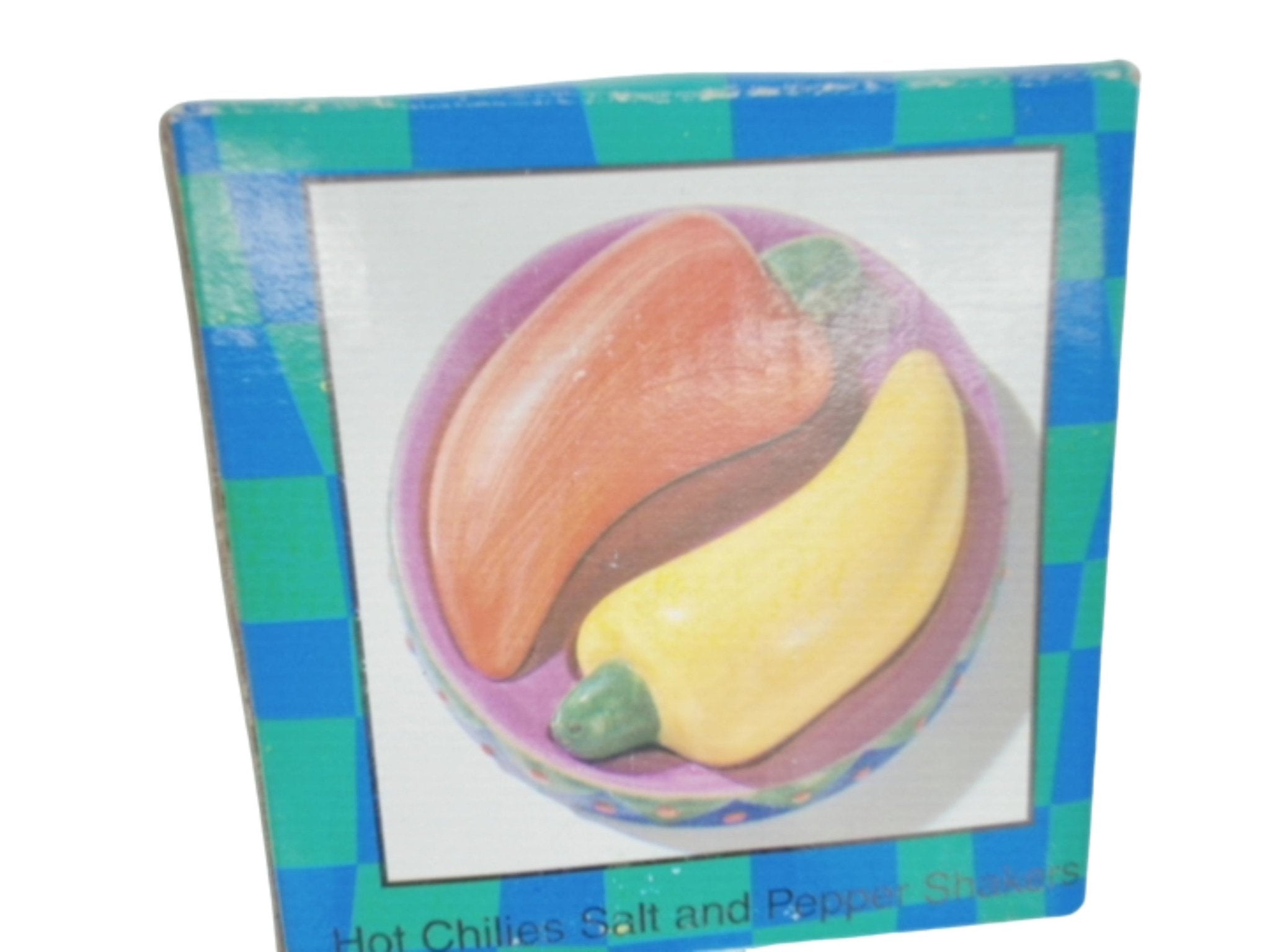 Chili Pepper Salt & Pepper Shakers Set - Vibrant Kitchen Decor